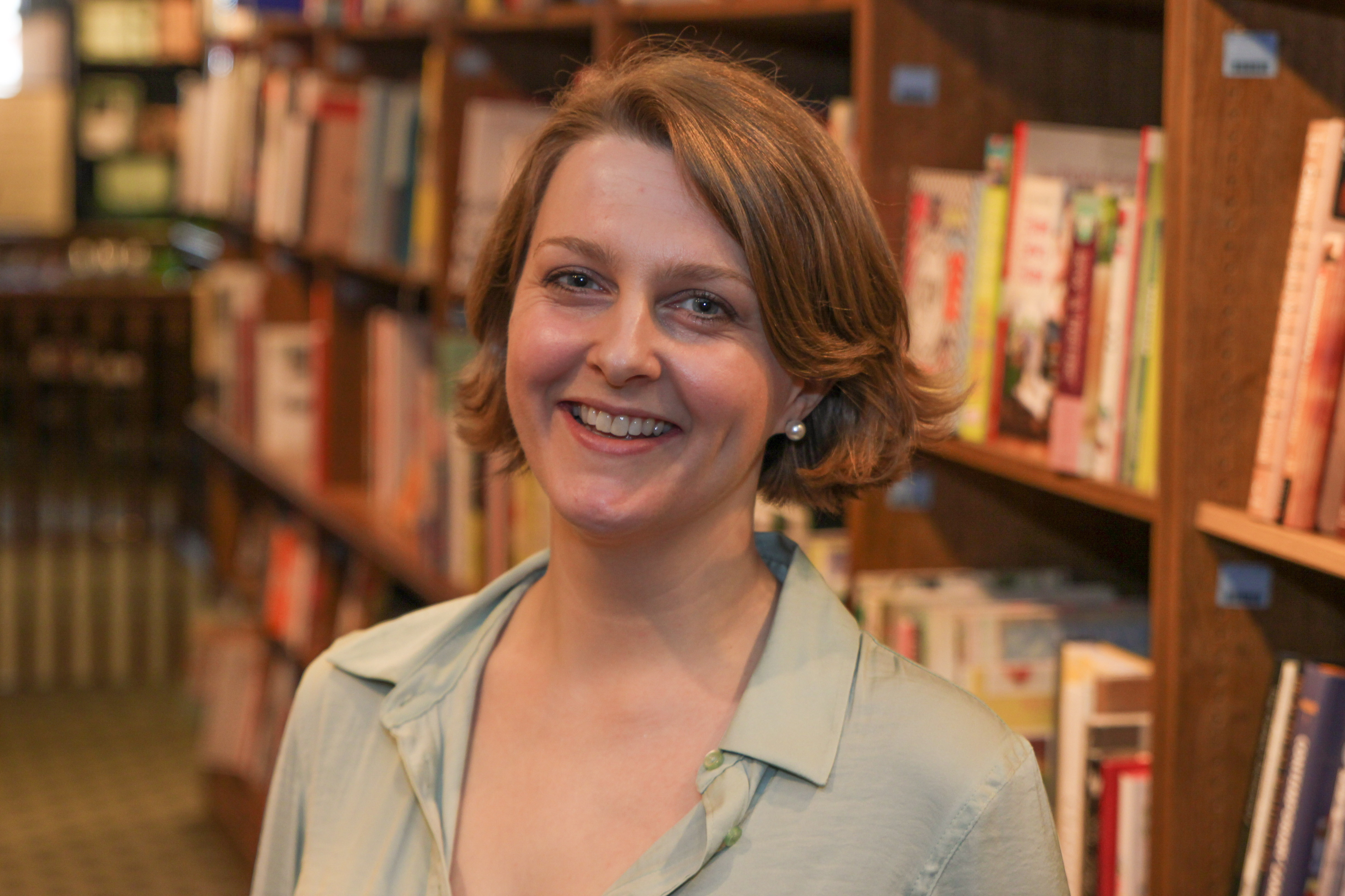 Lucy Strange — Awesome Book Awards